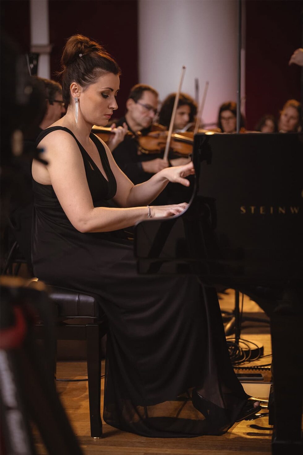 Caroline Fauchet: A Passionate Pianist's Biography